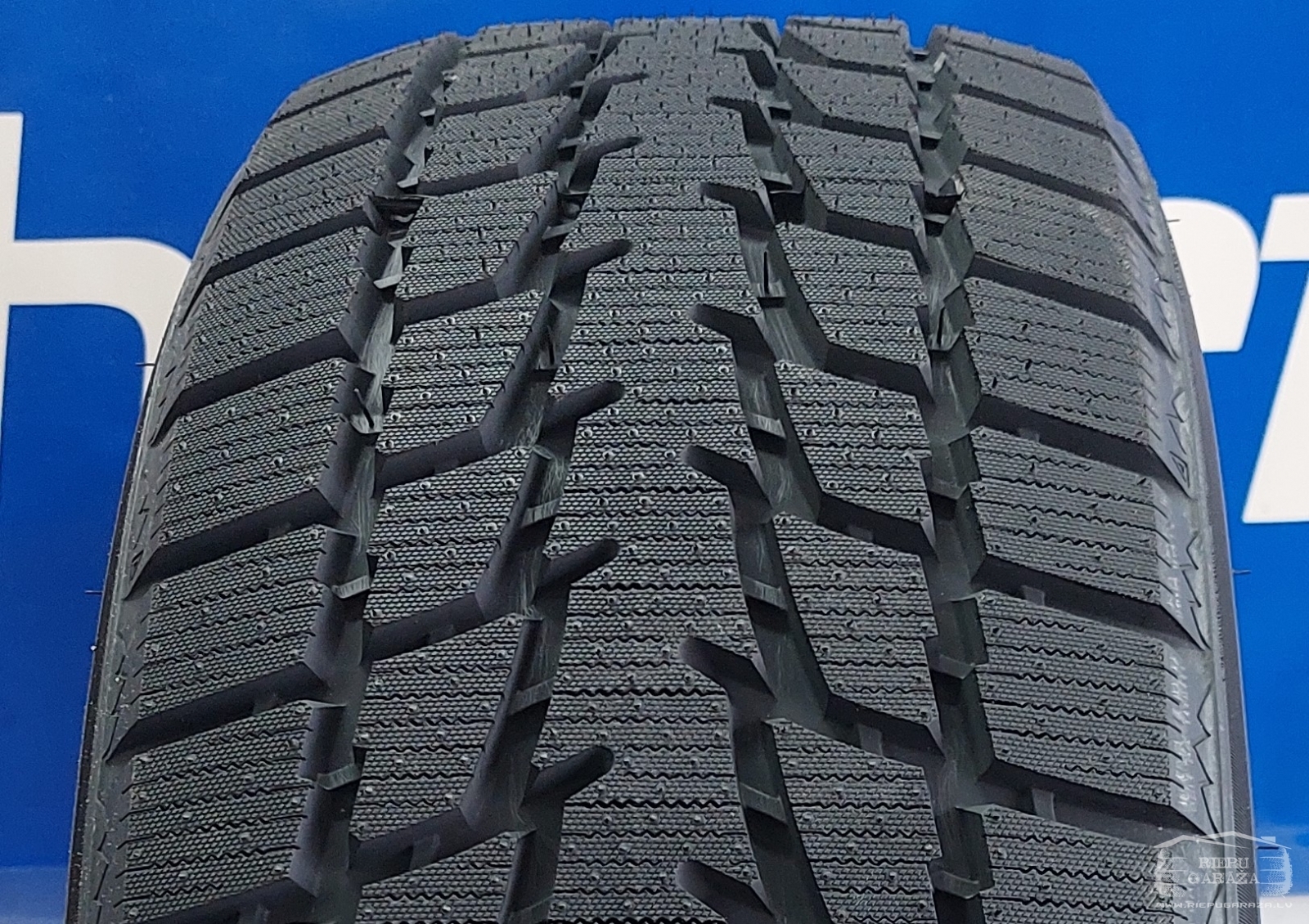 Winter tyres 205/55 R17 Radar Radar DIMAX Alpine XL