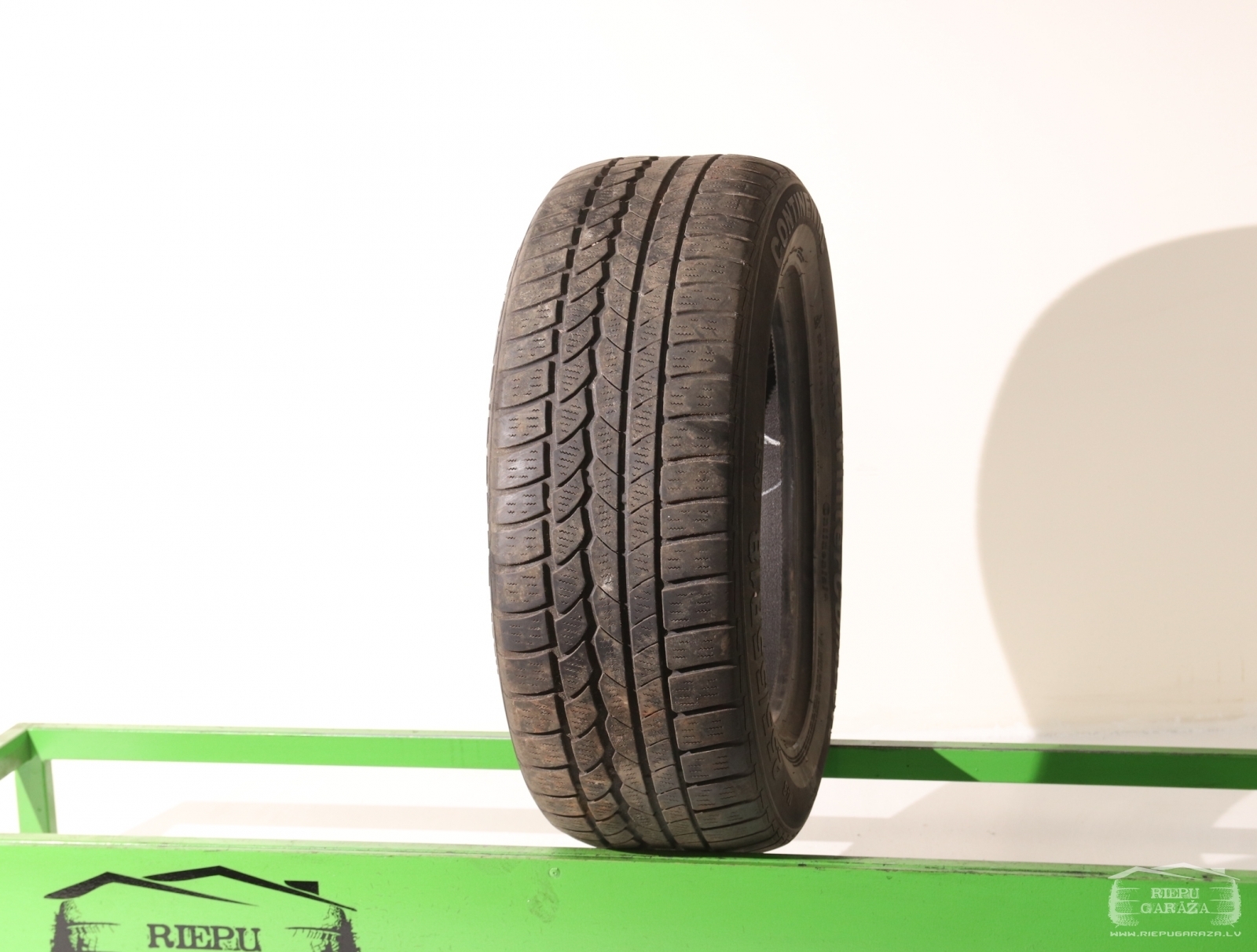 Ziemas riepas 255/55 R18 Continental 4X4 Winter Contact