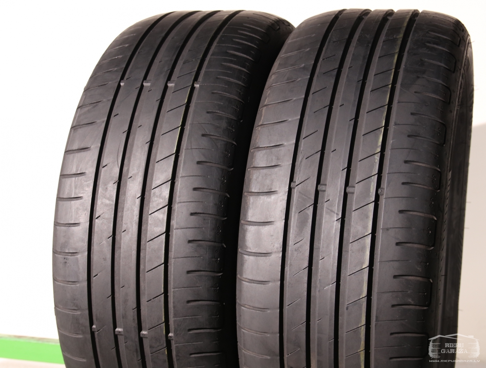 Vasaras riepas 215/55 R16 Goodyear Efficientgrip Performance