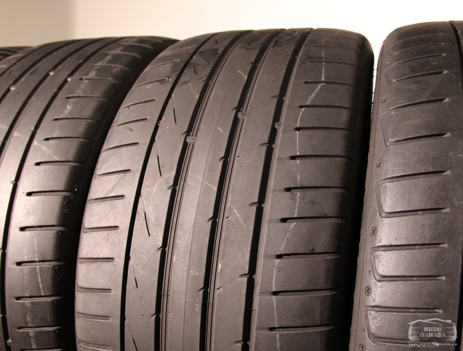 Vasaras riepas 245/40 R18 Hankook Ventus S1 Evo 2 K117