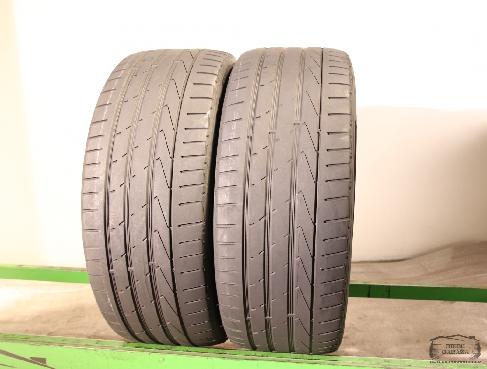 Летние шины 225/45 R18 Hankook Ventus S1 Evo 2 K117