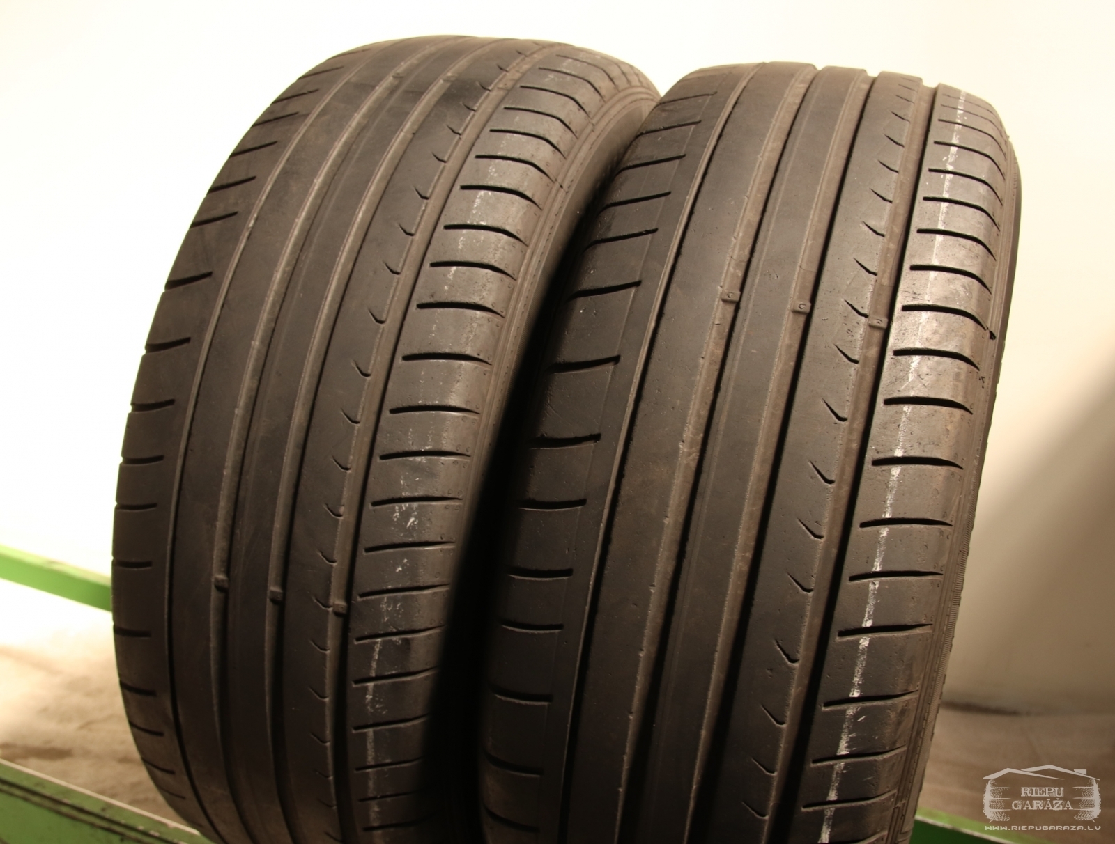 Vasaras riepas 235/65 R17 Dunlop SP Sport Maxx GT