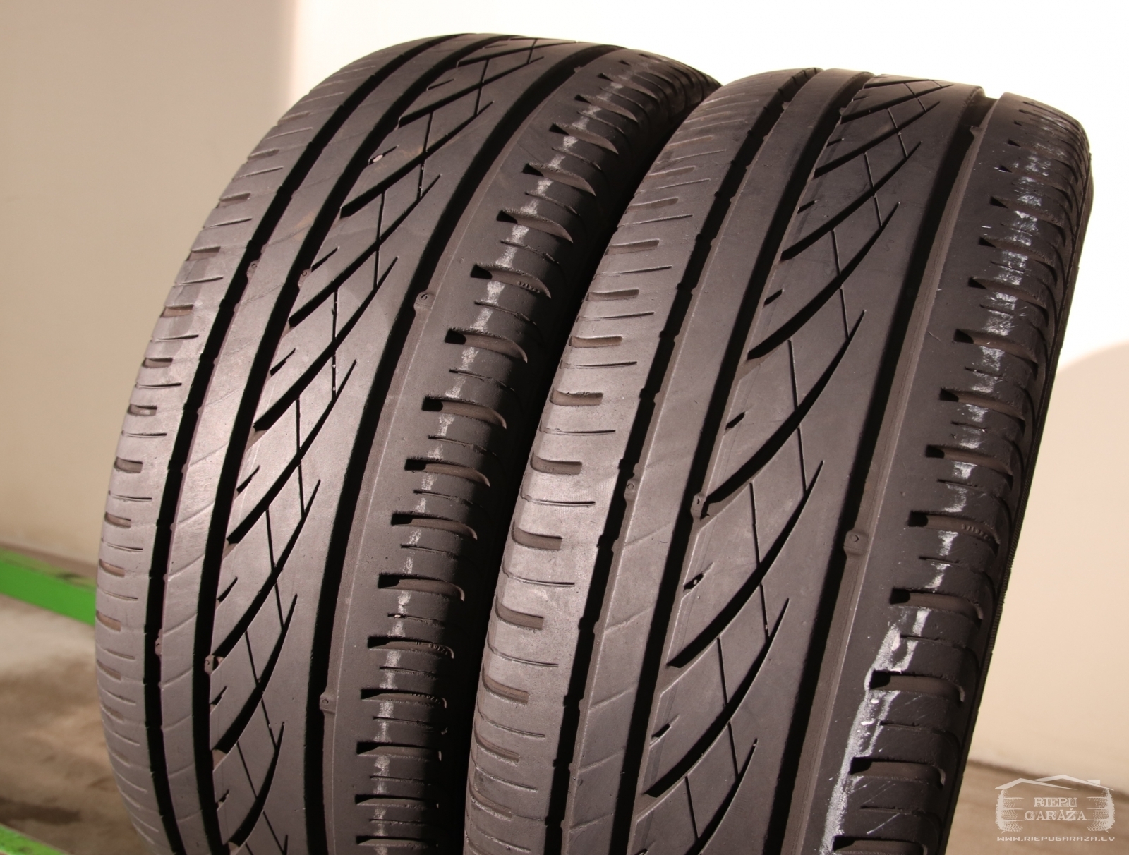 Vasaras riepas 205/55 R16 Continental Premium Contact