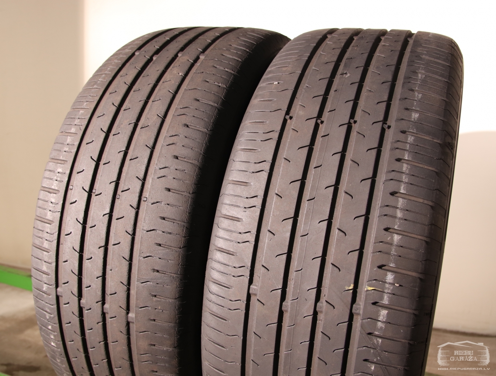 Vasaras riepas 225/55 R17 Continental Eco Contact 6