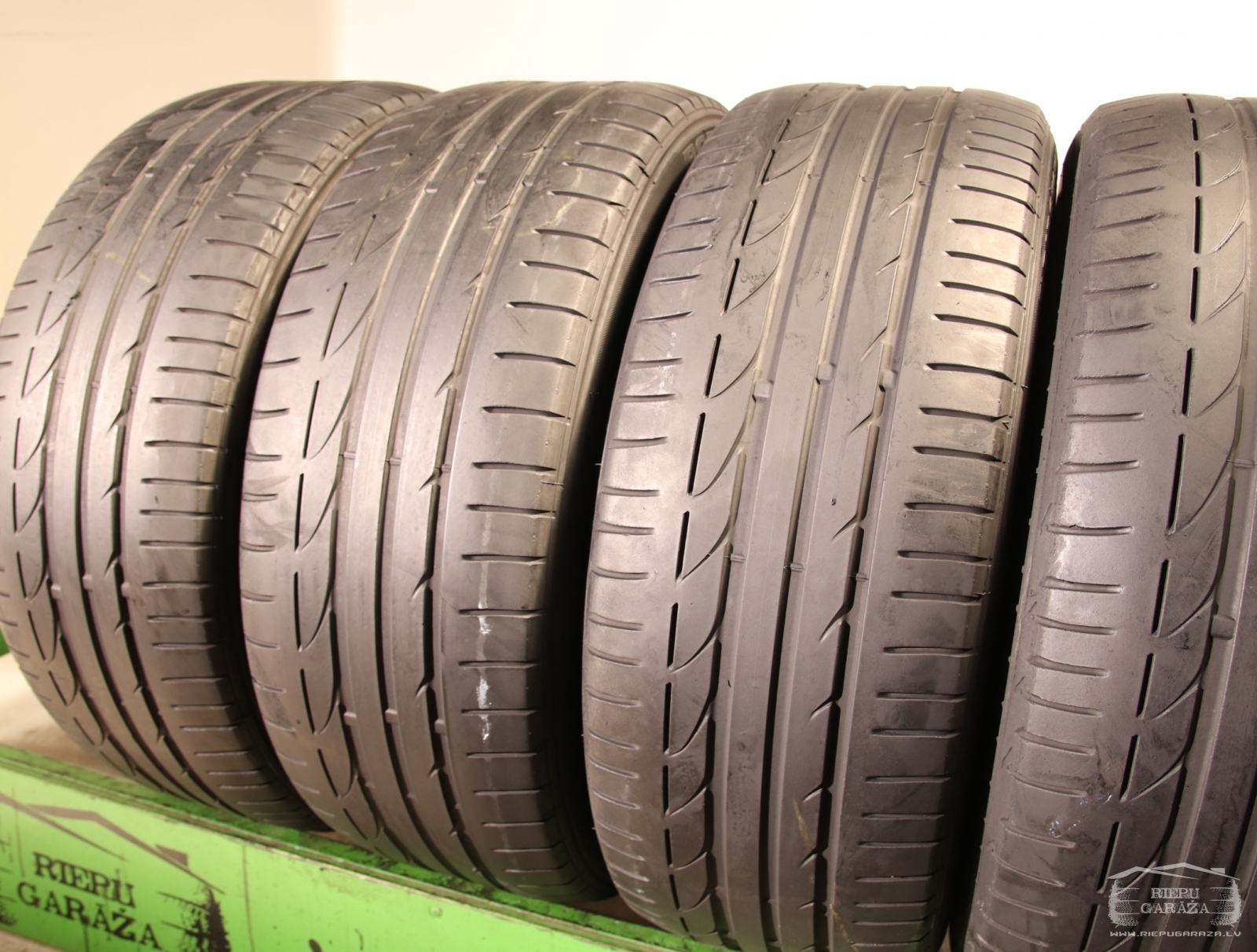 Summer tyres 235/45 R19 Bridgestone Potenza S001 | Riepu Garāža
