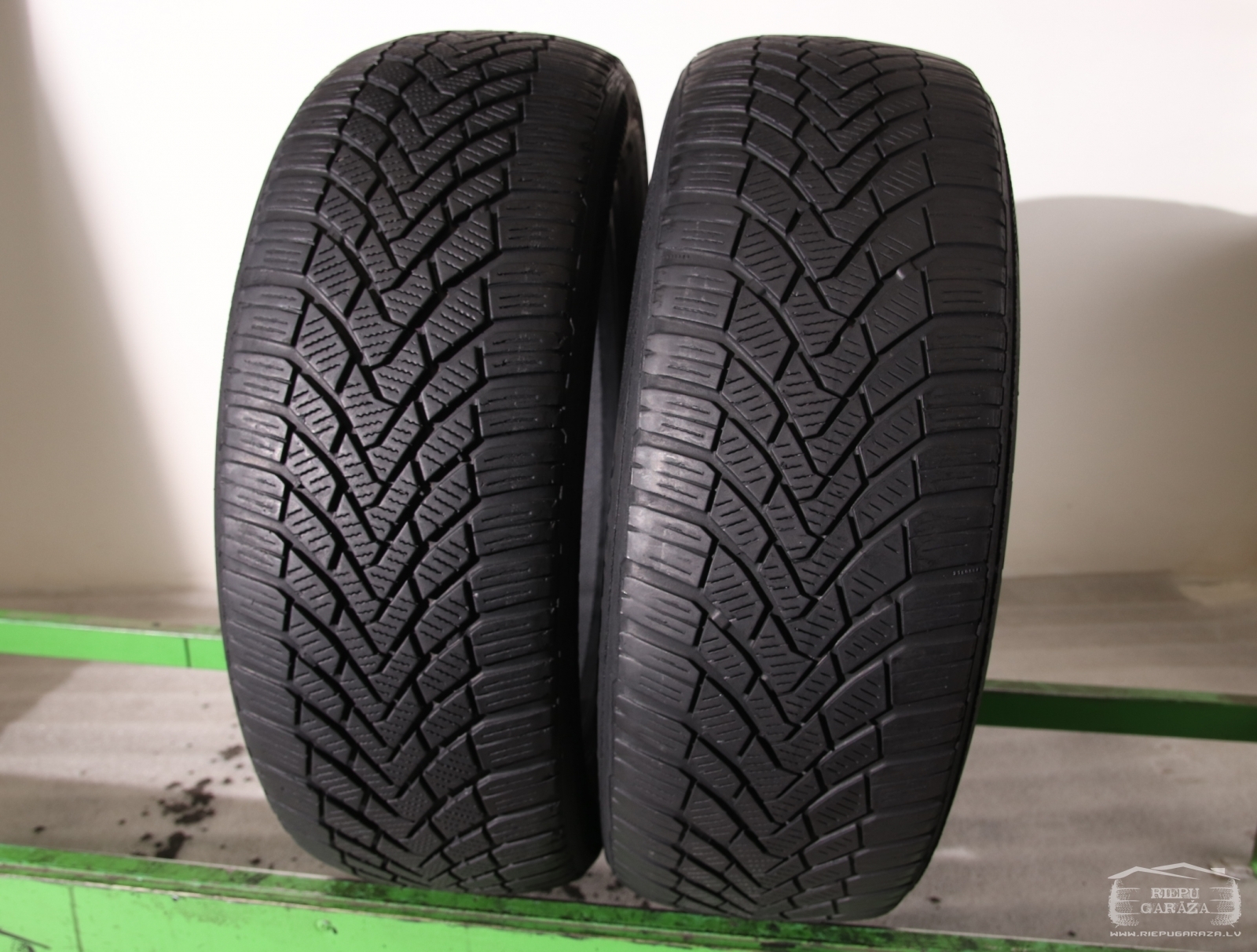 Ziemas riepas 205/55 R16 Continental Conti Winter Contact TS850