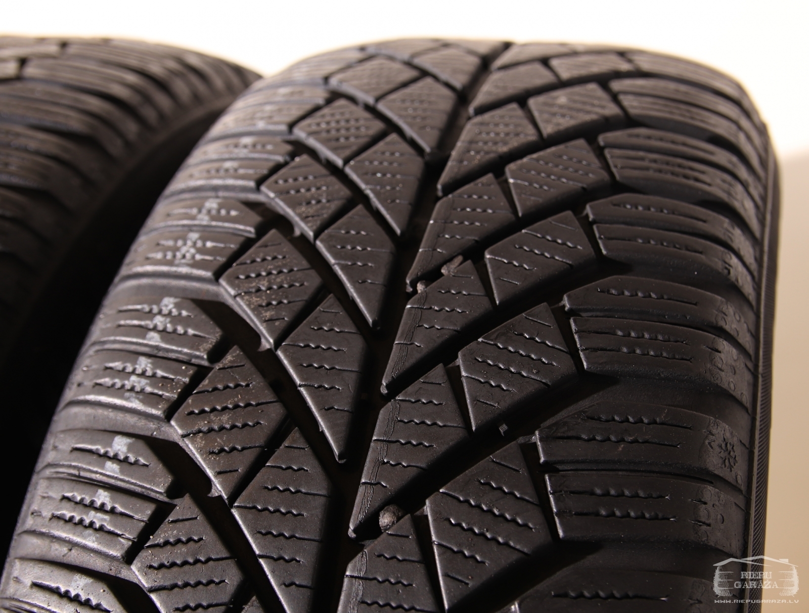 Winter tyres 205/55 R16 Continental Conti Winter Contact TS830