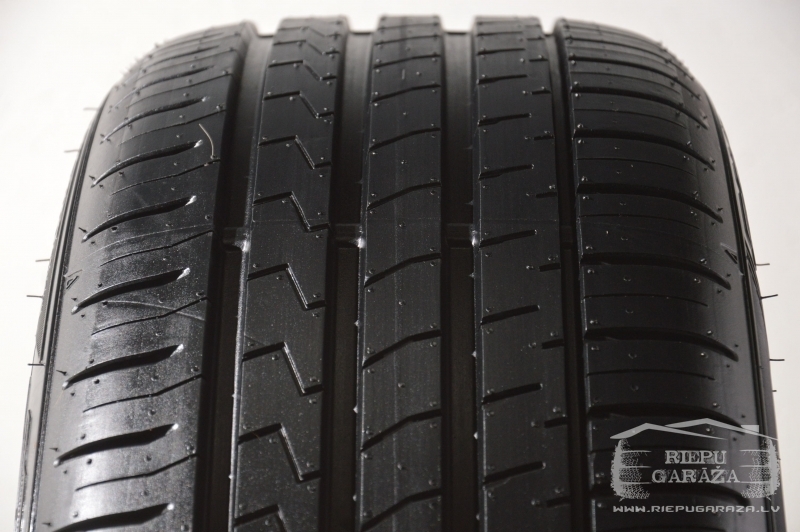 Vasaras riepas 225/55 R16 Falken ZIEX ZE310EC