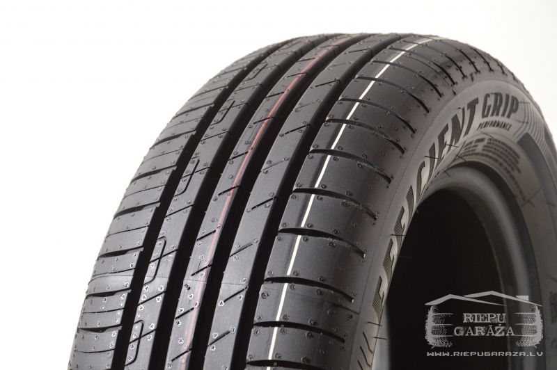 Летние шины 245/45 R19 Goodyear EFFICIENTGRIP PERFORMANCE SUV (DEMO TYRE) | Riepu Garāža