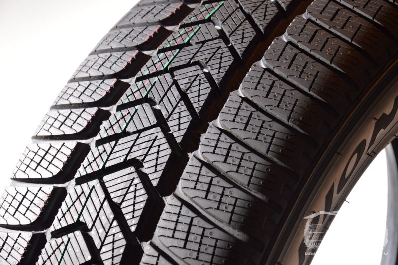 Ziemas riepas 235/55 R19 Pirelli Scorpion Winter